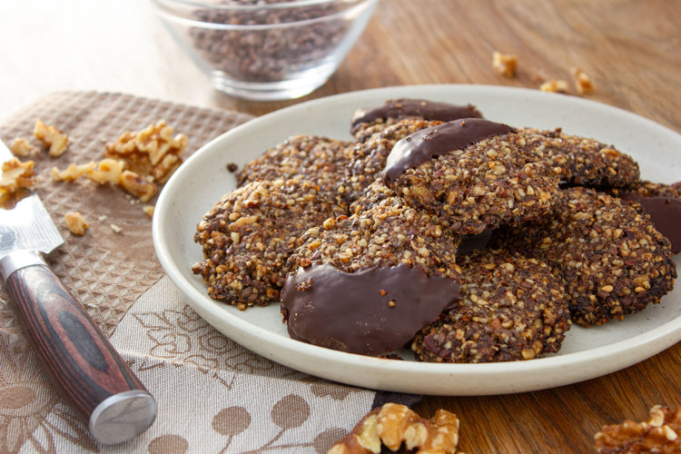 Biscuits véganes aux noix de Grenoble, sans gluten et faibles en sucre ...